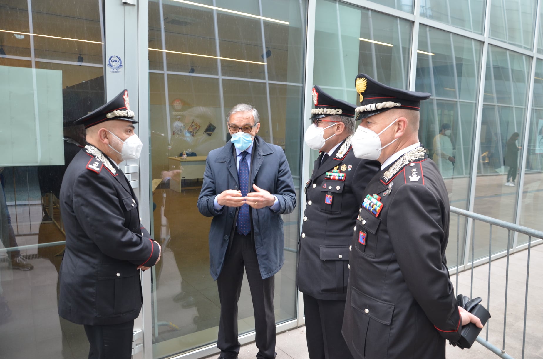 Carabinieri: il Generale di divisione Ferrara in visita al Presidio ...