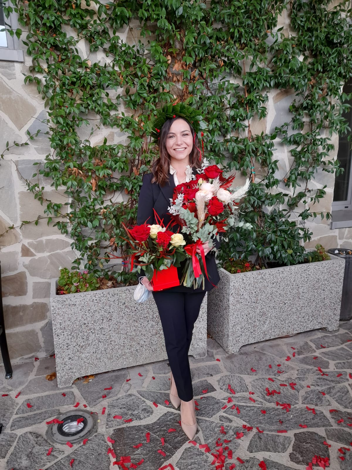 Centodieci e lode ed encomio della commissione per la dottoressa ...