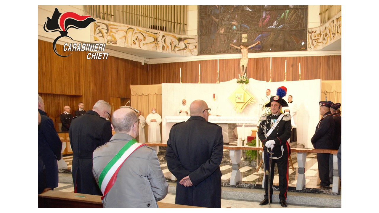 Carabinieri: l'arcivescovo Bruno Forte celebra la messa della "Virgo ...